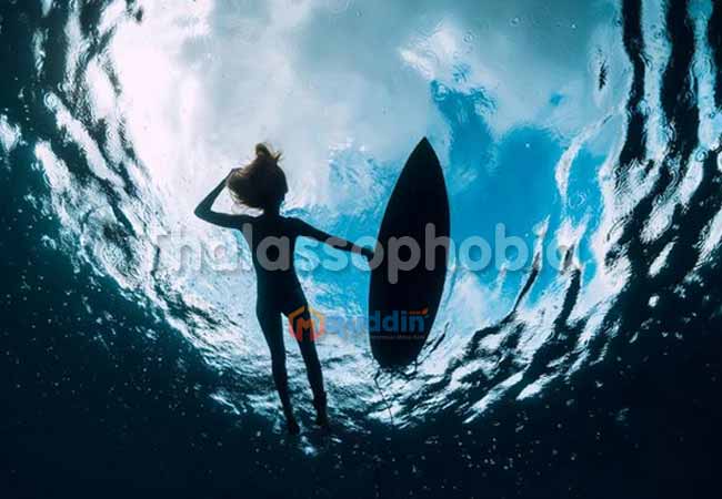 Mengenal Thalassophobia, Ketakutan Terhadap Laut yang Berlebihan ...